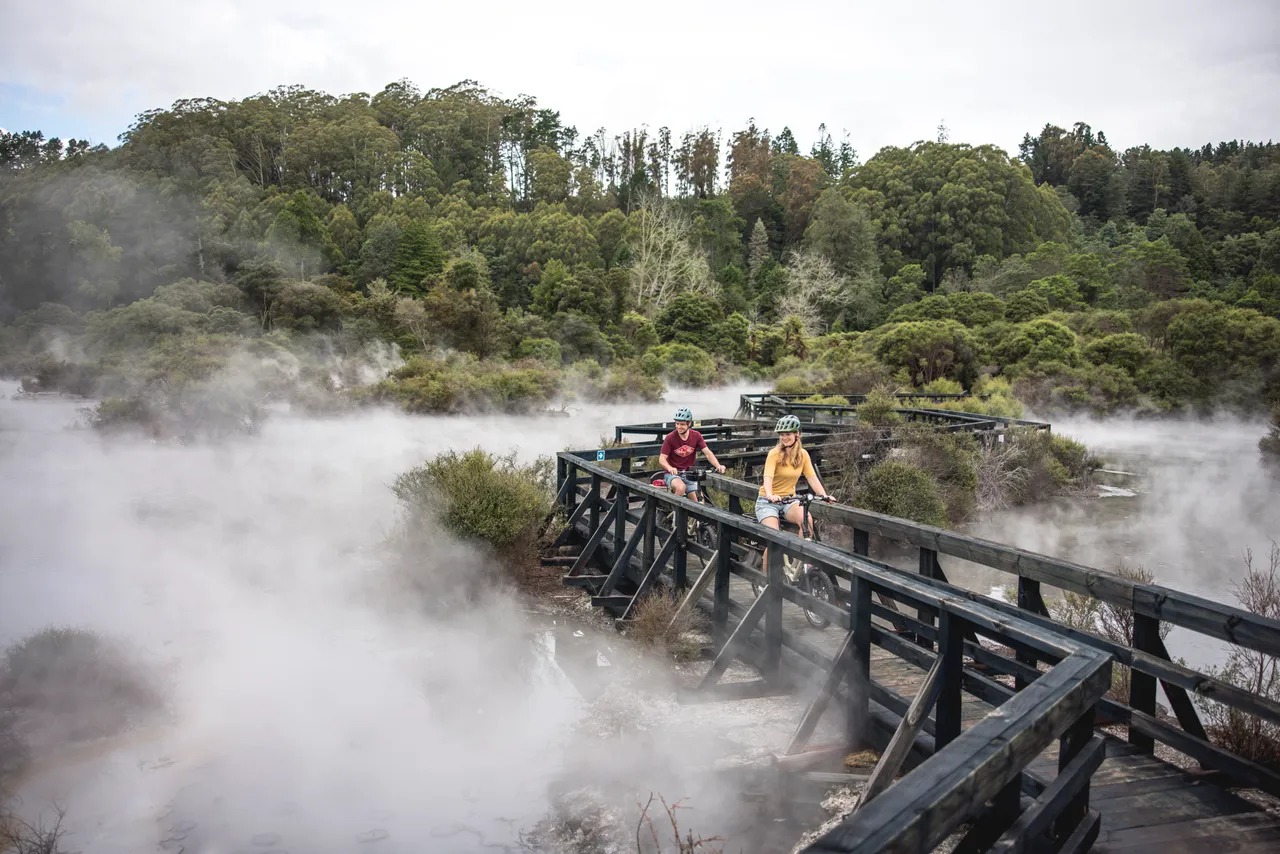 Tourism NZ Visual Library - Rotorua, Bay of Plenty