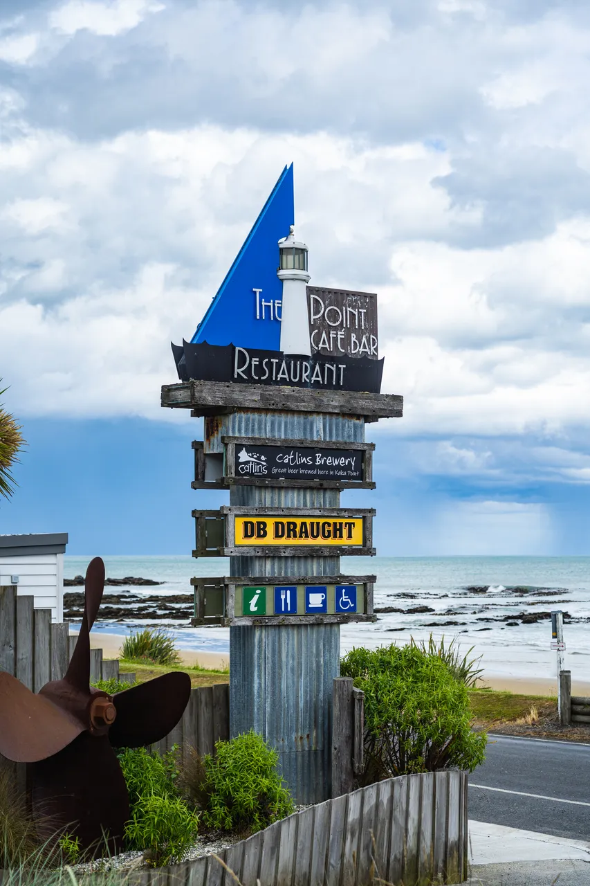 The Point Café and Bar, Kaka Point - The Catlins, New Zealand - Credit ...