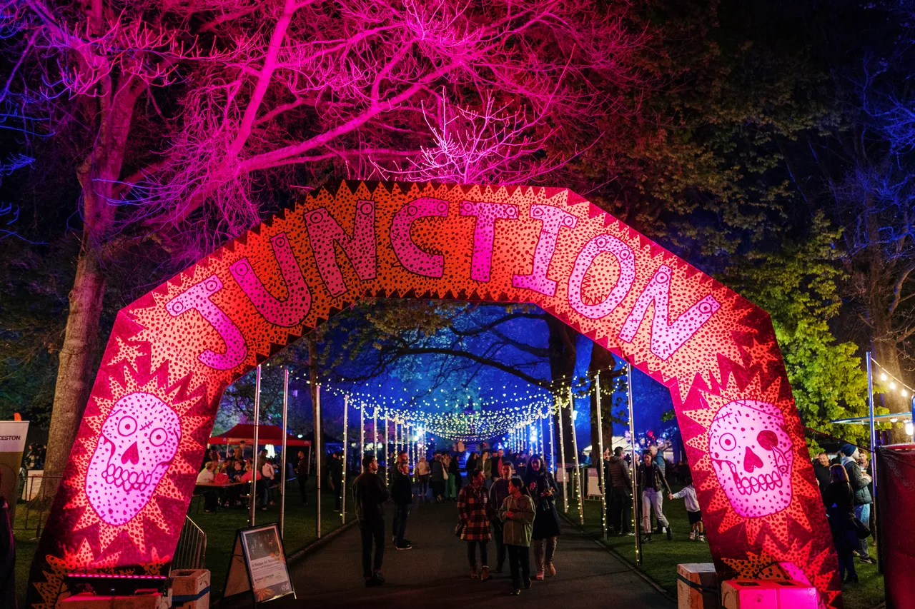 Festivals & Events (10)