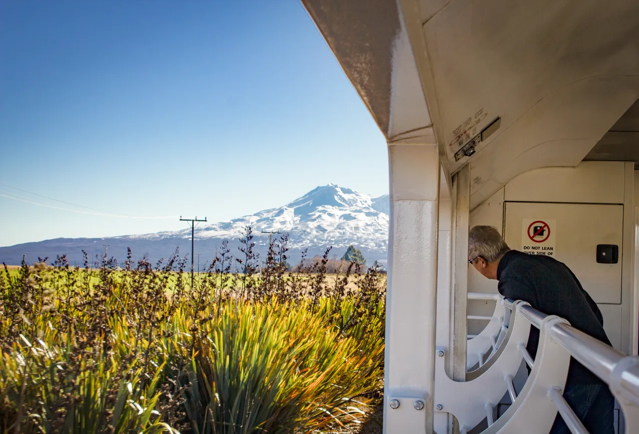 KiwiRail brand toolkit - Ruapehu from Northern Explorer