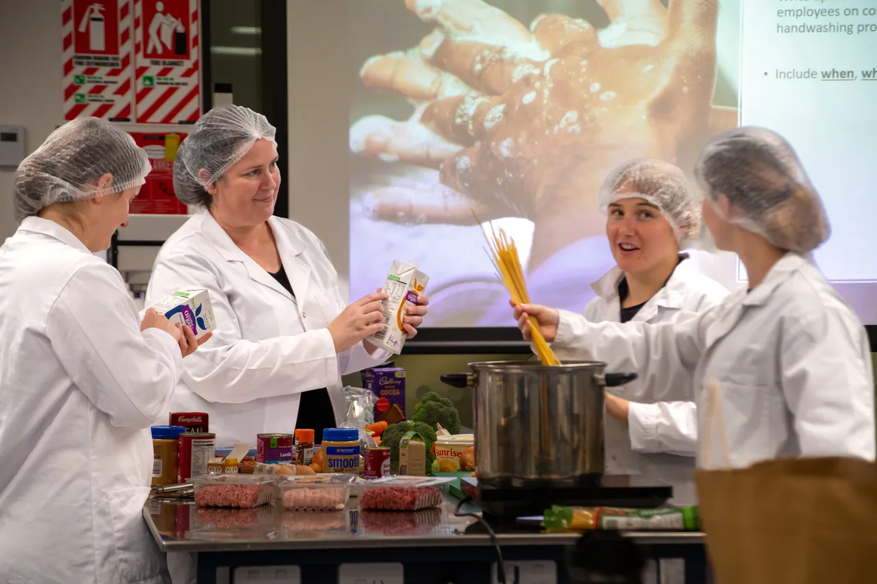 Food-Lab-031