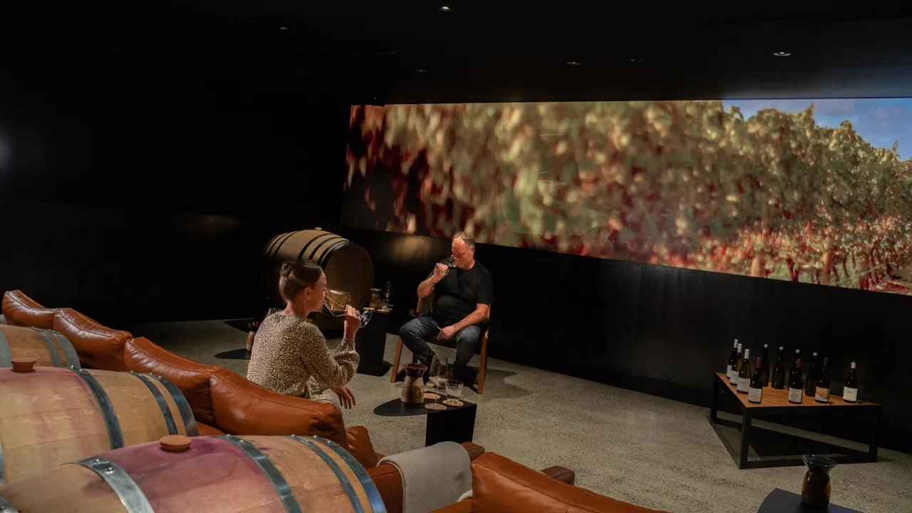 Hawke’s Bay Tourism Asset Library - x. Smith & Sheth Tour
