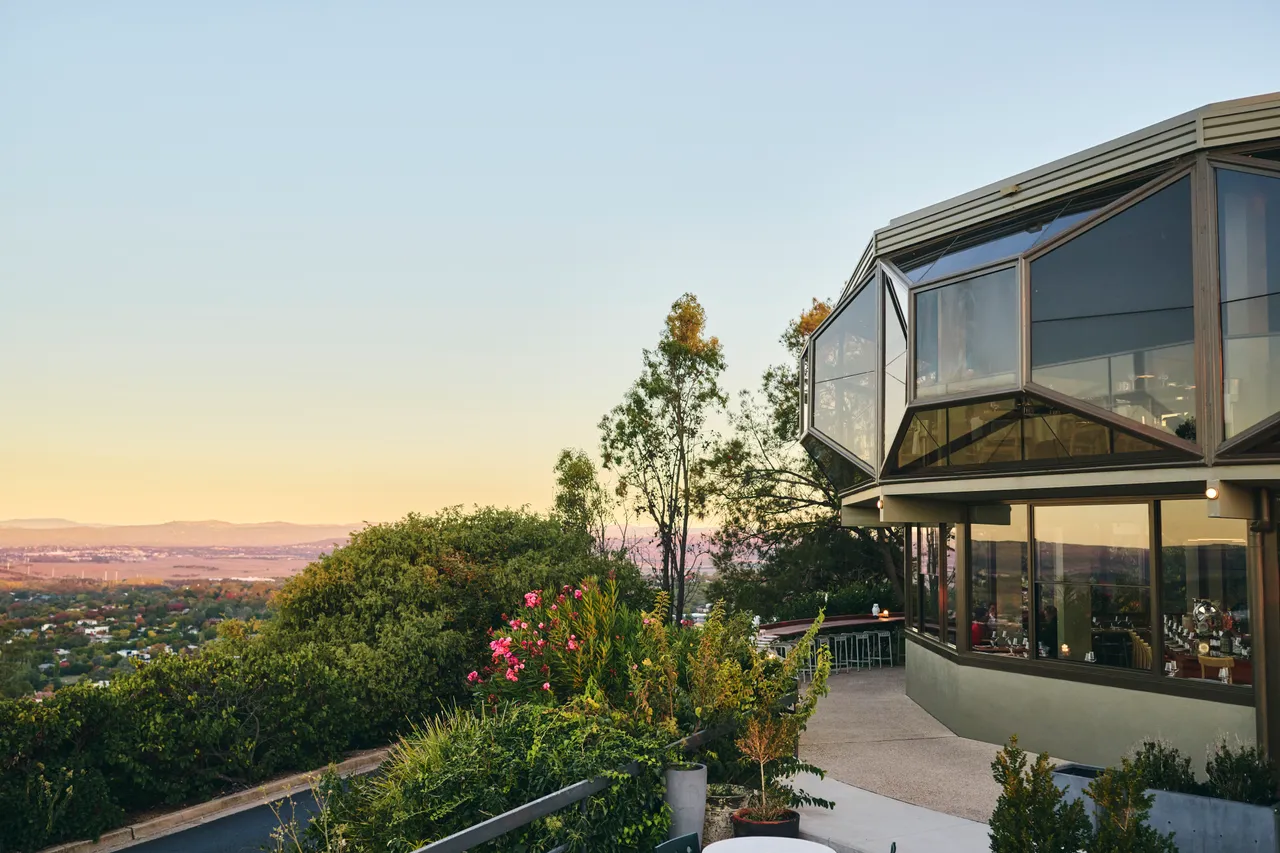 1960s dodecagon mid-century building at the top of Canberra's Red Hill (2)
